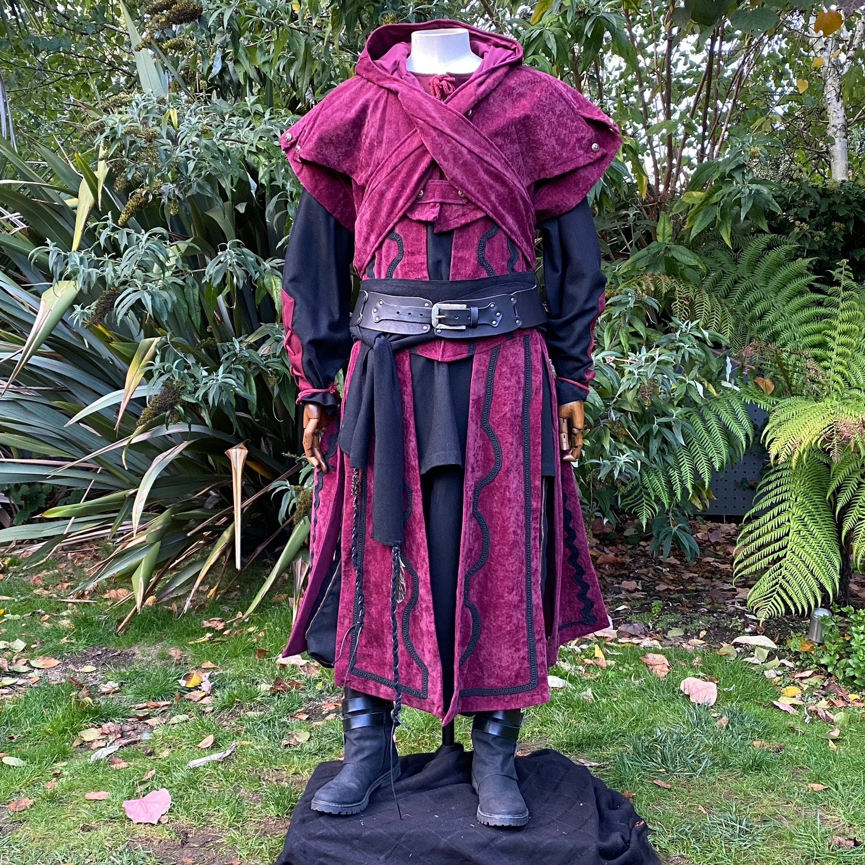 Character Outfits | Entire LARP Outfits from just £245 | LARP Costume ...
