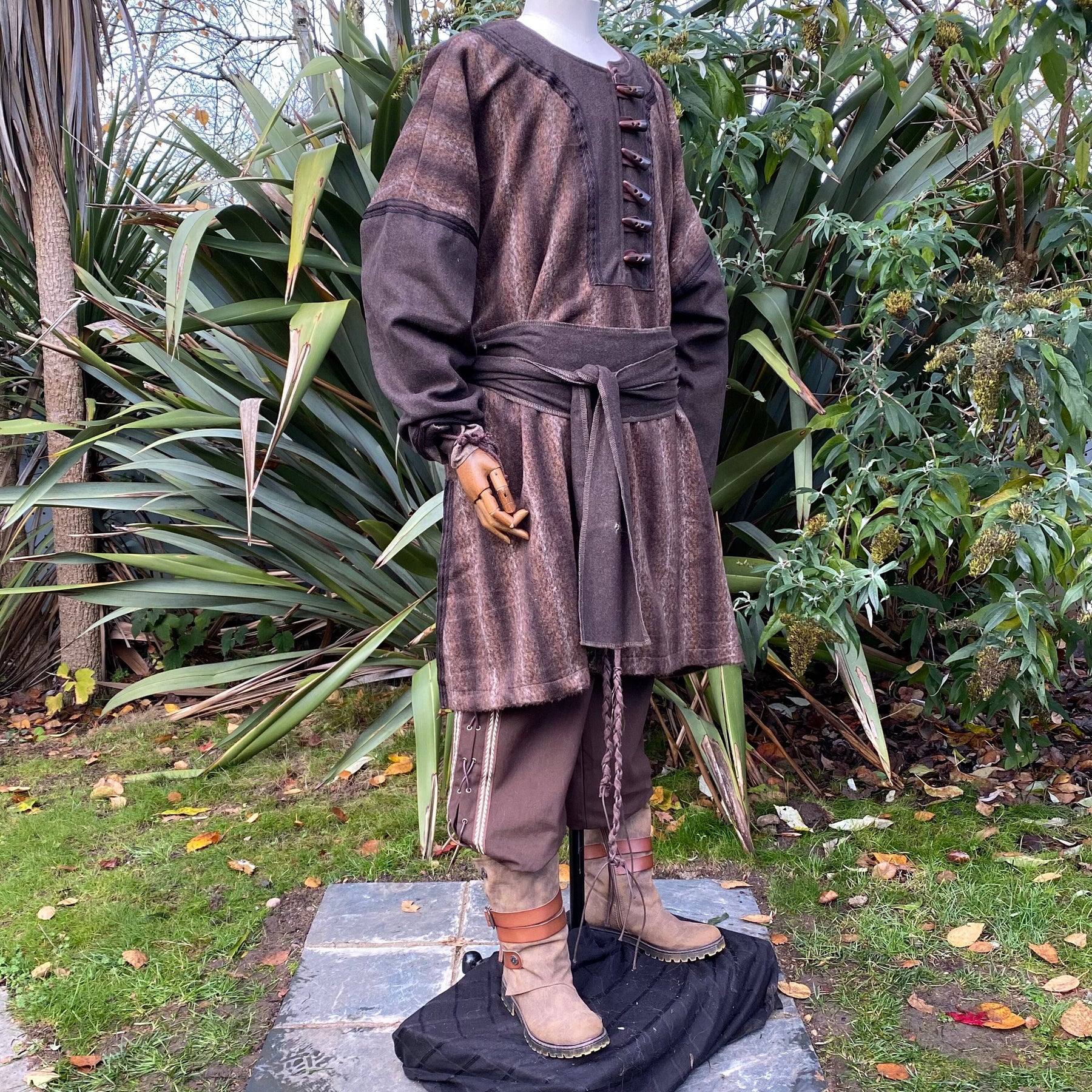 Shop Basic LARP Kits from only £115 | LARP Costumes