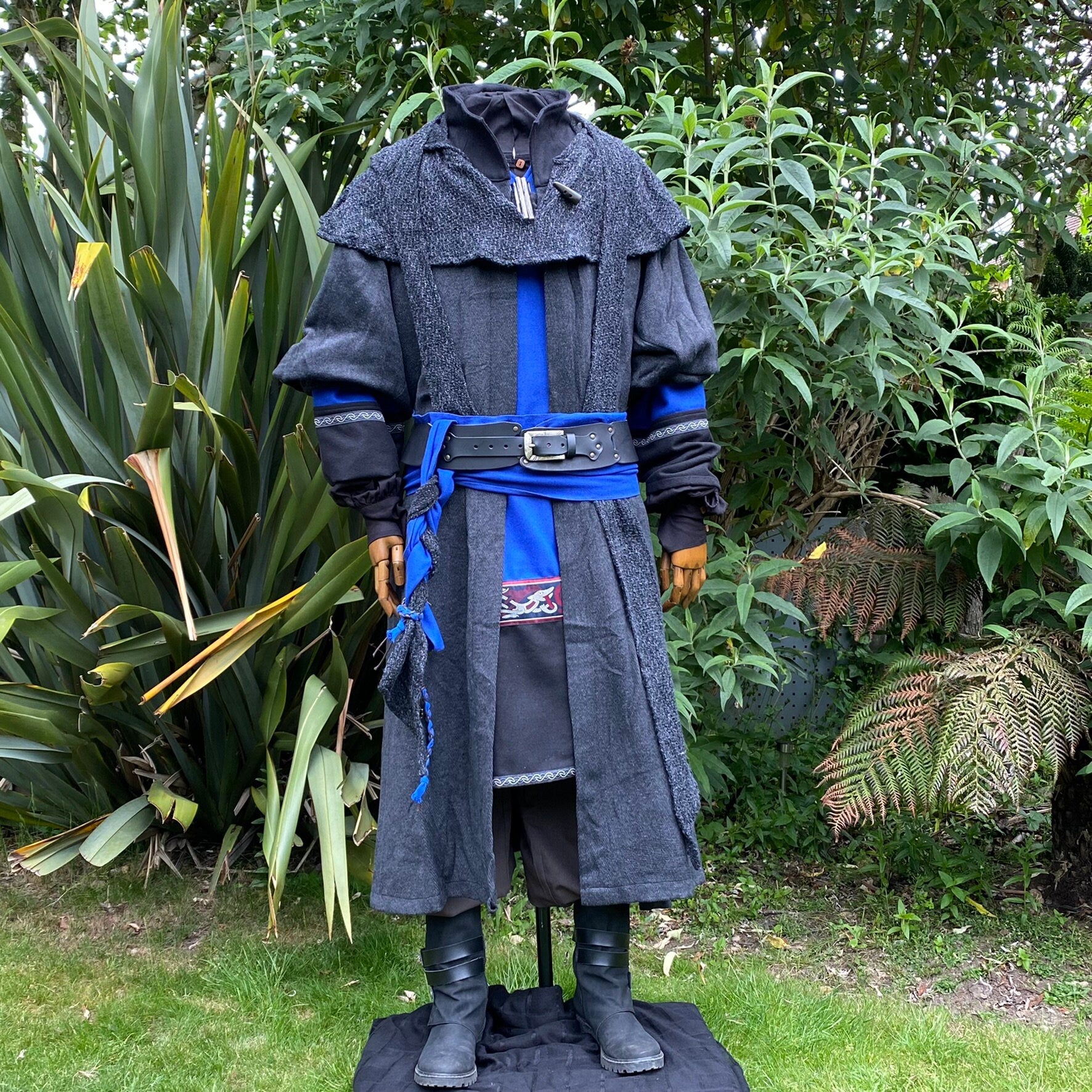 LARP Accessories – LARP Costumes