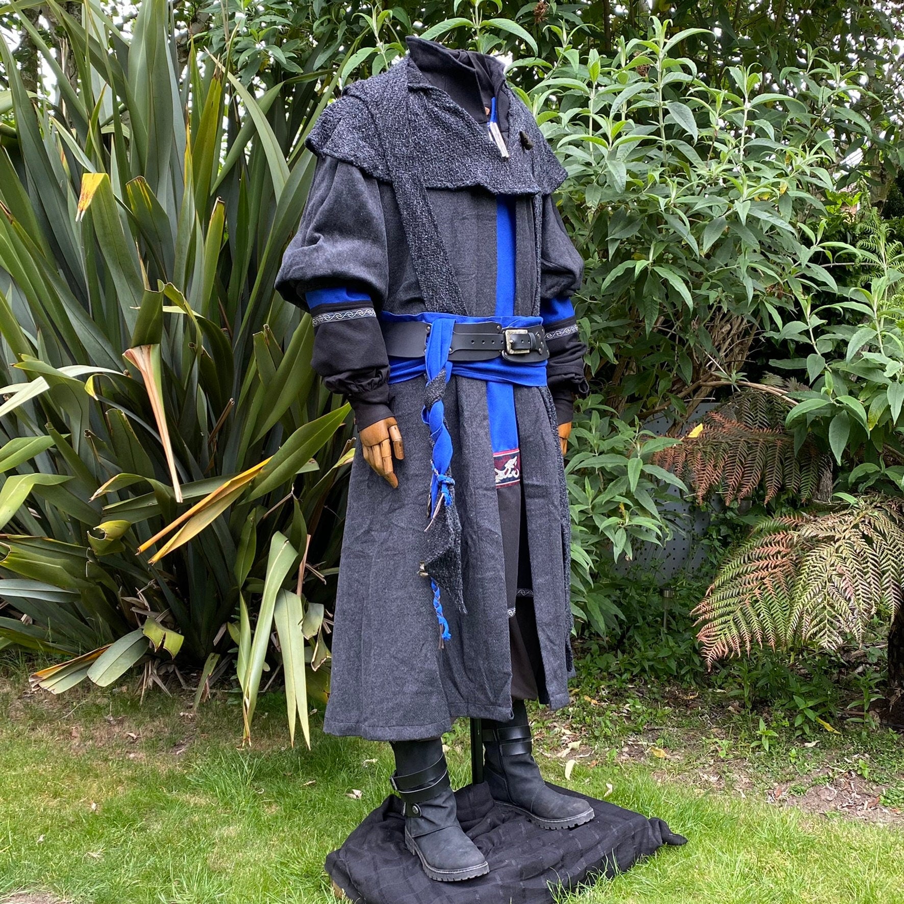 LARP Accessories – LARP Costumes